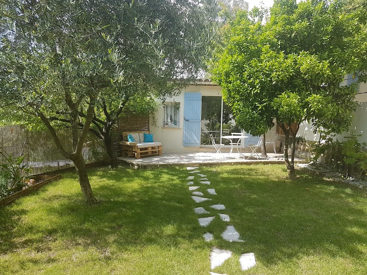 Petit Appartement Dans La Verdure - La Gaude