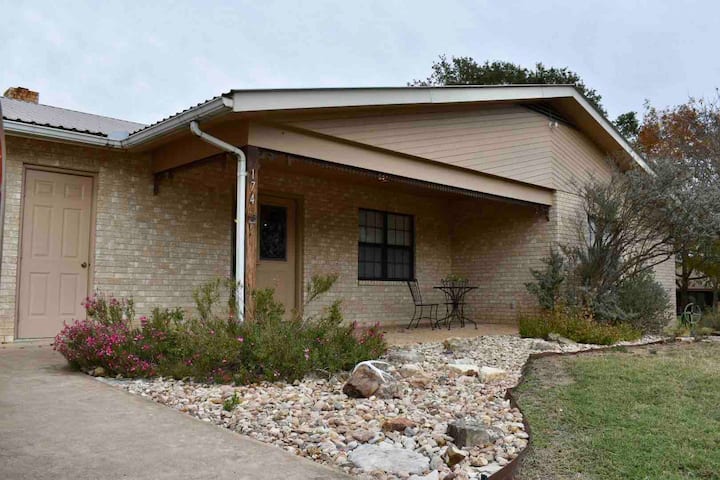 Rode Haus - Fredericksburg, TX
