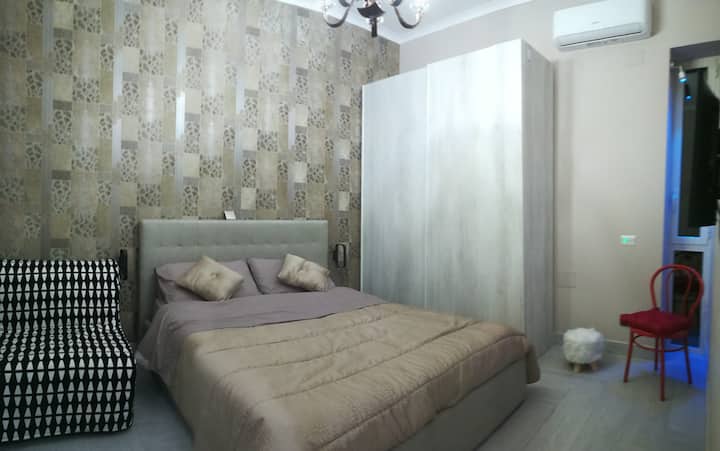 Spicoli 86 / Room In The Center - Nápoles