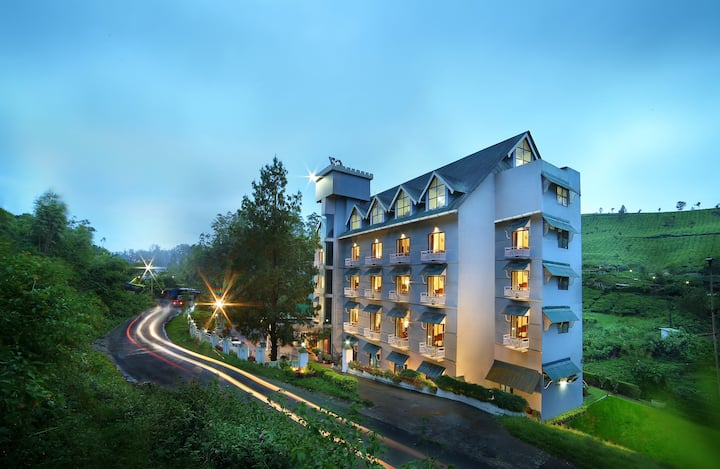 Resorts In Malakkappara | Book from 18 Stay Options @Best Price