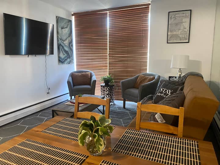 5bd/#king/queen/2twin/sofa Sleep/mino’hareallstate - Des Plaines, IL