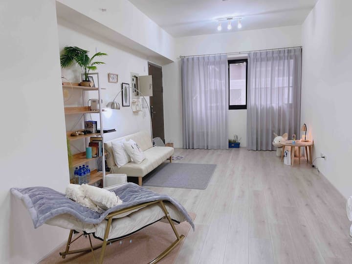 多巴胺放空小屋-單獨包層使用-大客廳-3間臥室可加床-2衛浴-1廚房-首創11點進房15退房 - 雲林縣