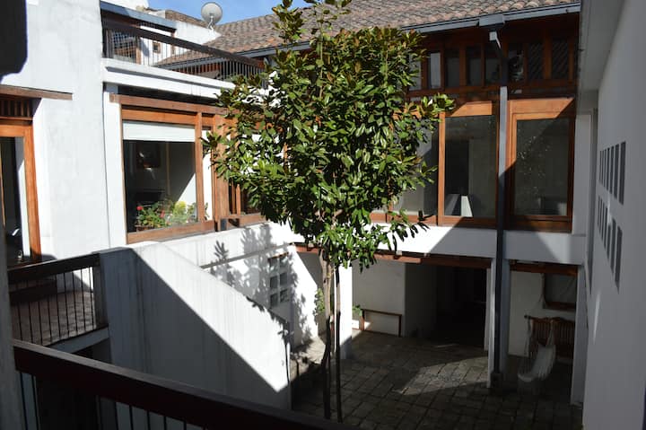 Colonial Apartment In The Historic Center Of Quito - Quito