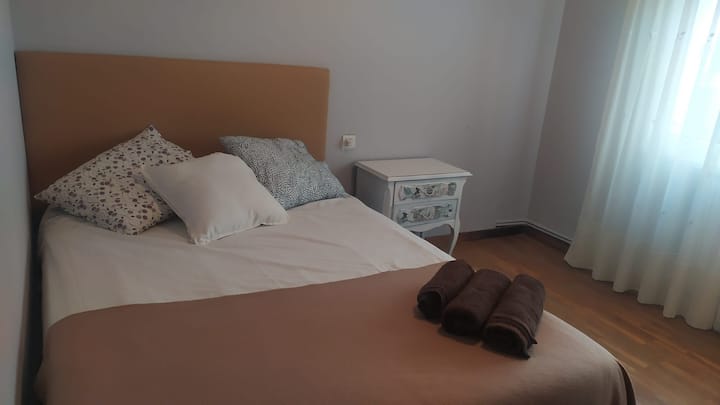 Apartamento Con Patio Interior, Centro De Gijón - Gijon