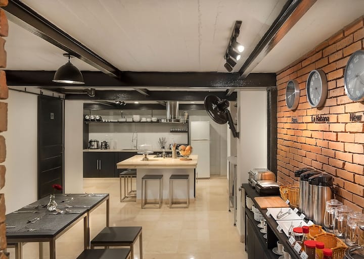 *Merced *Wifi Gratuit*ecoflow*a Pas Du Malecón* - Cuba