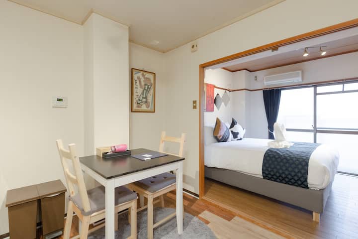 C1 京都 地點非常好,四條河原町高島屋附近靜巷有电梯有陽台,錦市場新京極祗園鴨川步行可達,同Cc1 - Kyoto