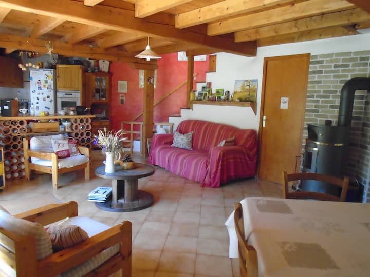 B & B Au Pied De La Falaise De Céüze - Tallard