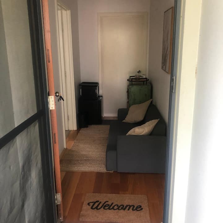 Kingsize Bed Comfort Short Stroll To Town &  Beach - Dunsborough