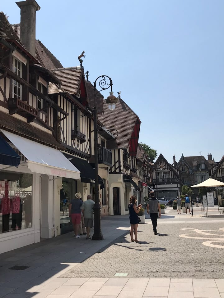 Au Cœur Du Triangle D’or De Deauville ®️ - Benerville-sur-Mer