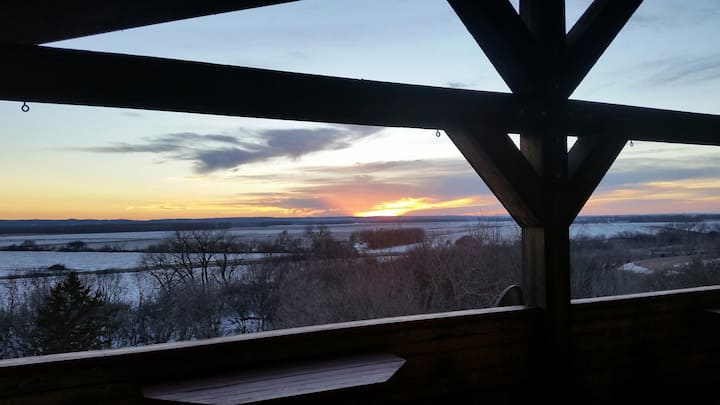 Burbank Vacation Rentals & Homes - South Dakota, United States | Airbnb