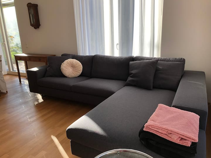 Moderne Wohnung Im Stadtzentrum Mit Terrasse - Stuttgart