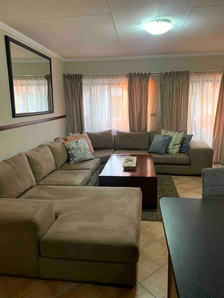 Lesedi Local Municipality Vacation Rentals & Homes - Gauteng, South ...