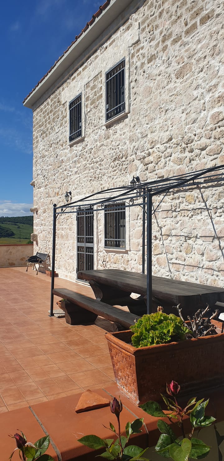 Villa Indipendente Al Centro Di Tarquinia - Tarquinia