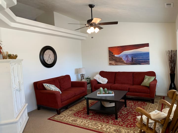 Green River Mesa - Your Home Away From Home - Green River, UT