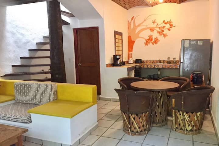 Casa Sol Y Arena 6/house One Block From The Beach. - Sayulita