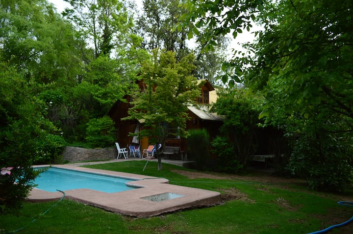 Gran Cabaña Familiar En El Cajón Del Maipo. - Chile