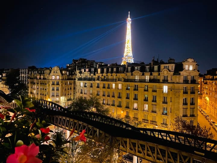Charmant Studio Avec Vue Sur La Tour Eiffel - Paris 15e Arrondissement