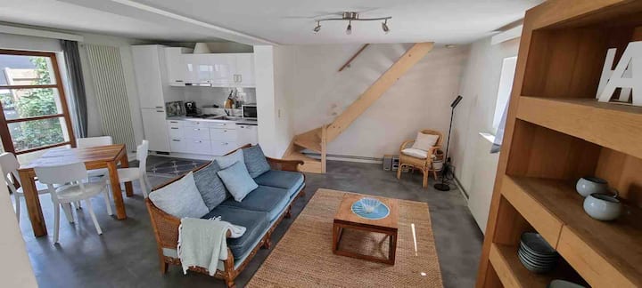Joli-bois Duplex 1 Chambre Spacieuse 2+2 - La Hulpe