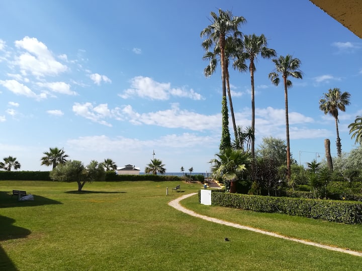 Apartamento De Planta Baja A Pie De Playa - Tarragona