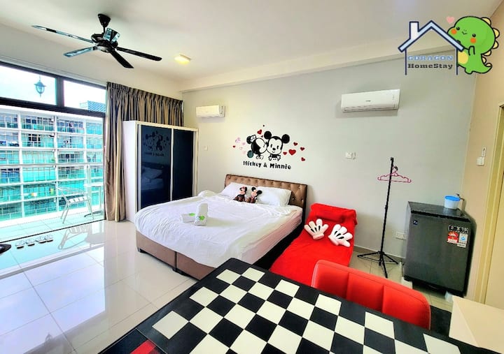 Dynamic Mickey Palazio Studio Pool View Balcony - Johor Bahru