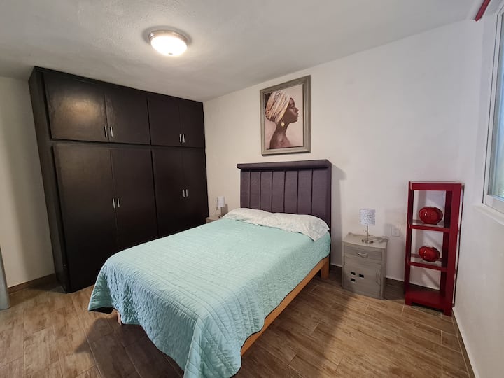 Departamento Por Av Universidad - Cuernavaca