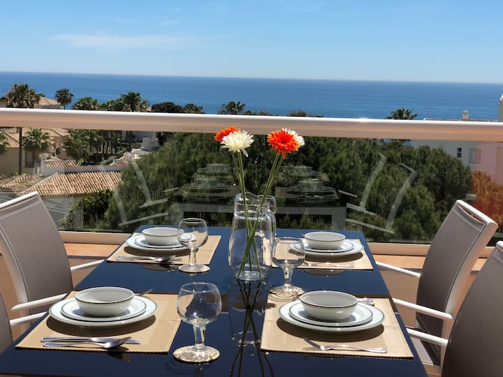 Amazing Sea Views, Penthouse Ramada Wyndham Resort - Mijas