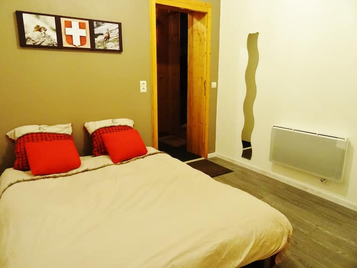 Chalet Pierra Menta - Chambre D'hotes Indépendante - Mâcot-la-Plagne