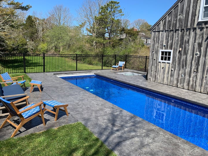 Family Friendly Luxury Home With Heated Pool & Spa - Chatham, MA