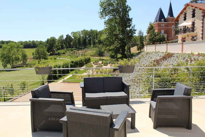 Maison N°10 Avec Grande Terrasse Et Vue Château - Châtillon-sur-Chalaronne