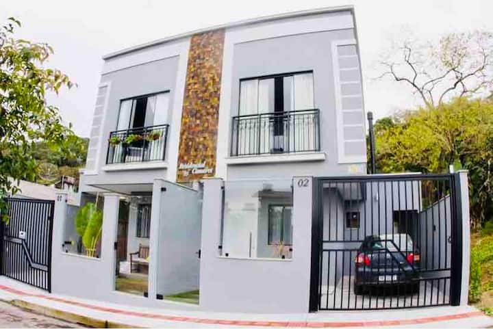Sobrado Novo 3 Quartos A 120 Metros Da Praia. - Itapema