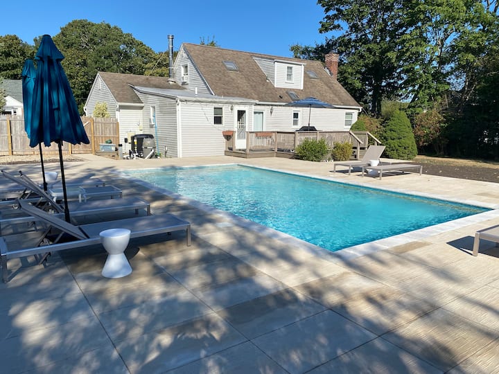 Style And Comfort In Beautiful Bellport/brookhaven - Bellport, NY