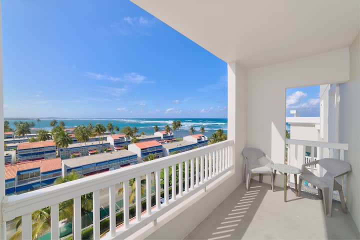 Oasis Villa At Aquarius - Dorado