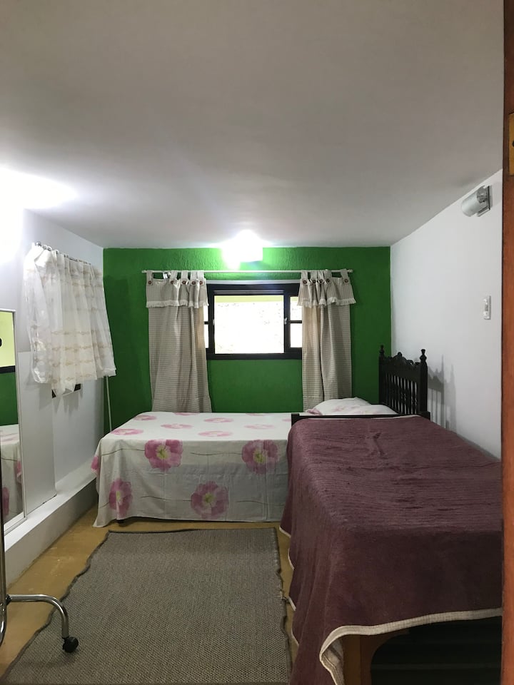 Suite, Entrada Privativa,17’ Caminho Niemeyer - Niterói