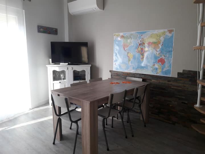 Maison De Ville, 6 Couchages, Quartier Calme. - Banyuls-sur-Mer
