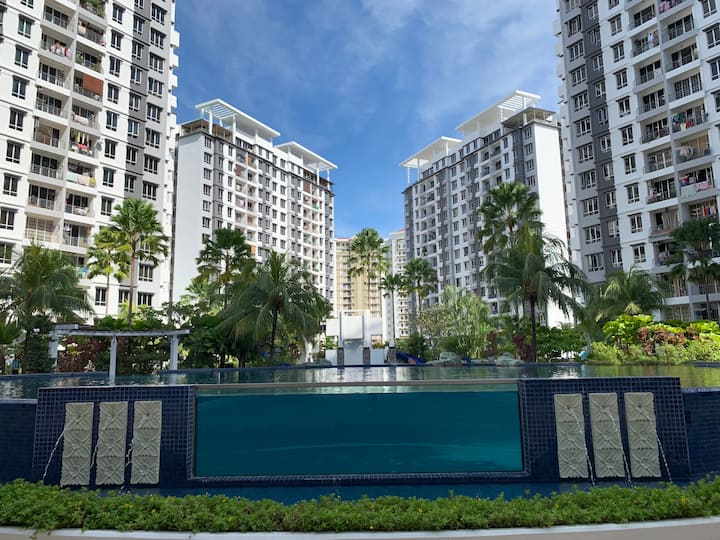 Cozy Home W/2 Parking Lots - Bayan Lepas