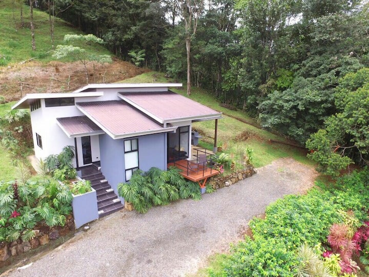 Casa De Montaña, Ciudad Quesada, San Carlos. - Quesada, Costa Rica