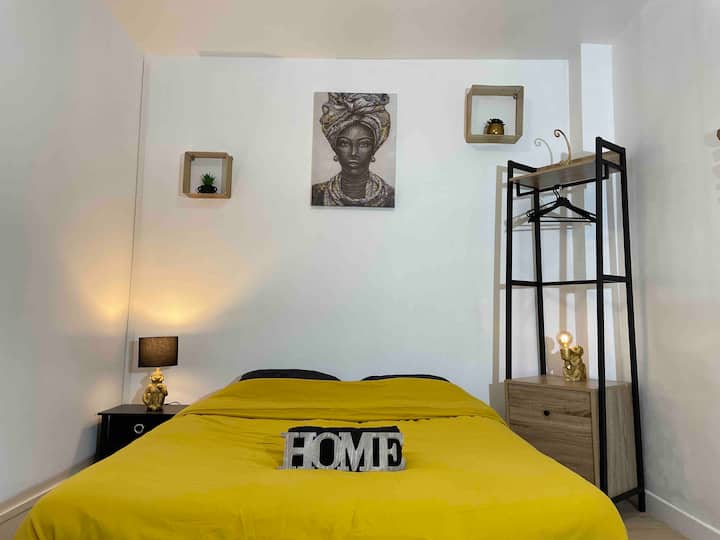 Lit Confort | Cour | 5min Carrefour | Checkin Auto - Saint-Quentin