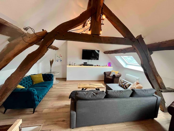 Maison Atypique Au Calme Avec Vue Sur Les Toits - Zoo de Cerza