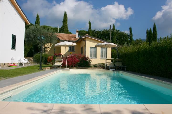 Typical Cottage In The Hills Of Cortona, Perfect For Couples For A Romantic Holiday Or Honeymoon. Lo - Cortona
