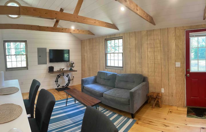 2 Bedroom Cottage In Kennebunk! Brand New - Kennebunk, ME