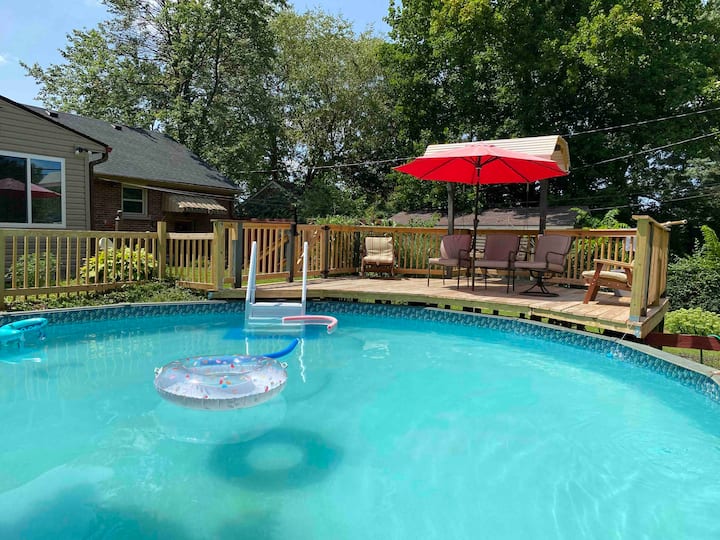 Game Room! 5 Beds An 4 Bedrooms - Lexington, KY