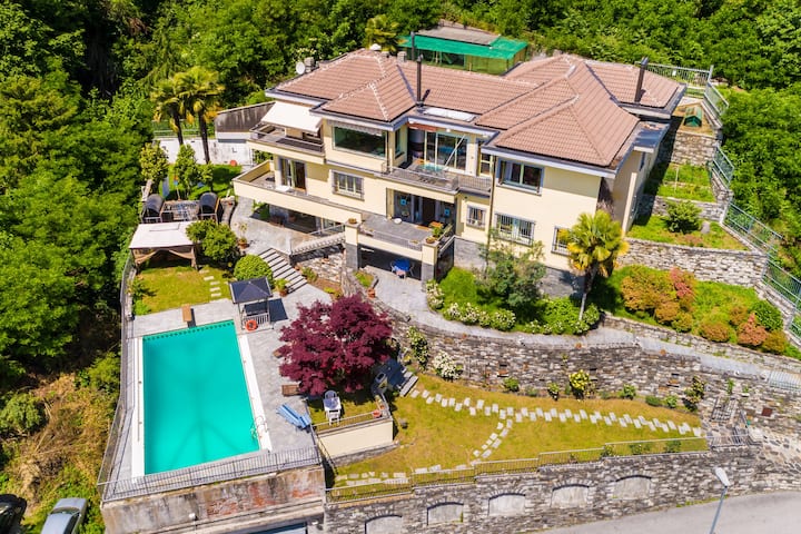B&b Al Poggio. Letto Matrimoniale  E 2  Singoli - Omegna