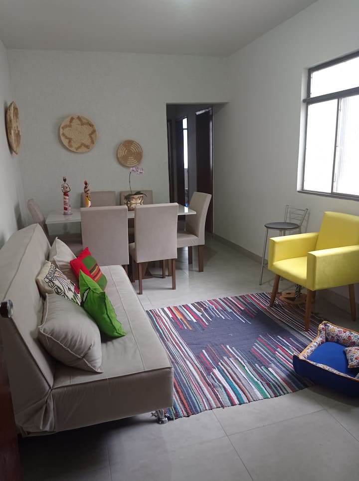 Quarto Aconchegante No Paineiras (Jf) Com Garagem. - Juiz de Fora