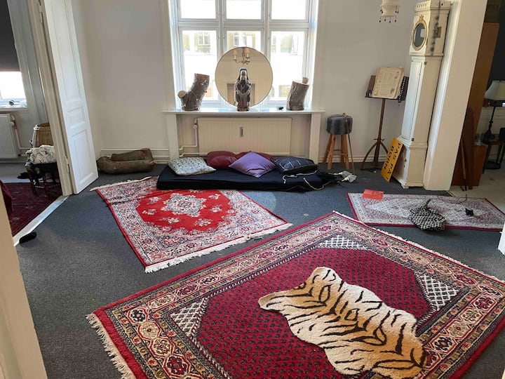 Fun, Colorful, Warm And Chill Home Near Metro/bus - Copenhagen