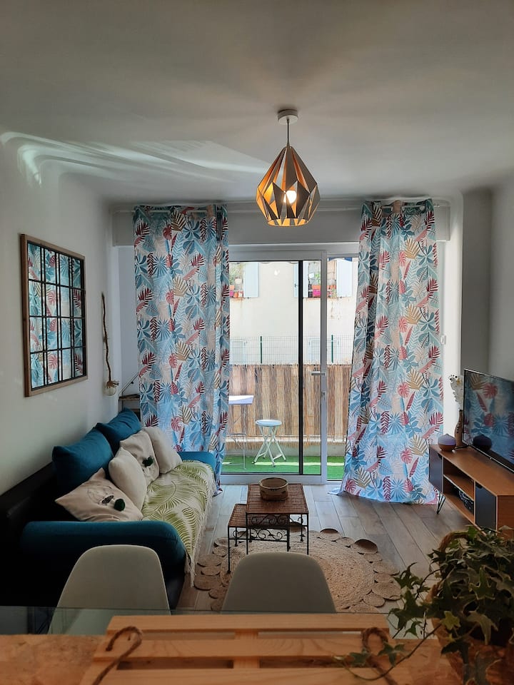 T2 Neuf, Balcon, Centre Cannes, 15 Min Du Palais - Cannes