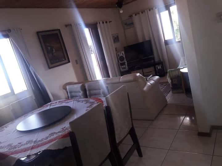 Alugo Casa Temporada,oferecemos Wi-fi, Netflix. - Torres, Brasil