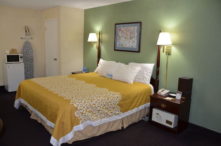 Daysinn South Tulsa/oru - Tulsa, OK