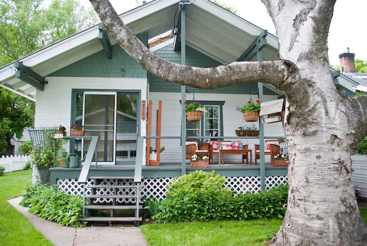 Explore Kalispell, Glaicer Park And Ski Whitefish - Kalispell, MT