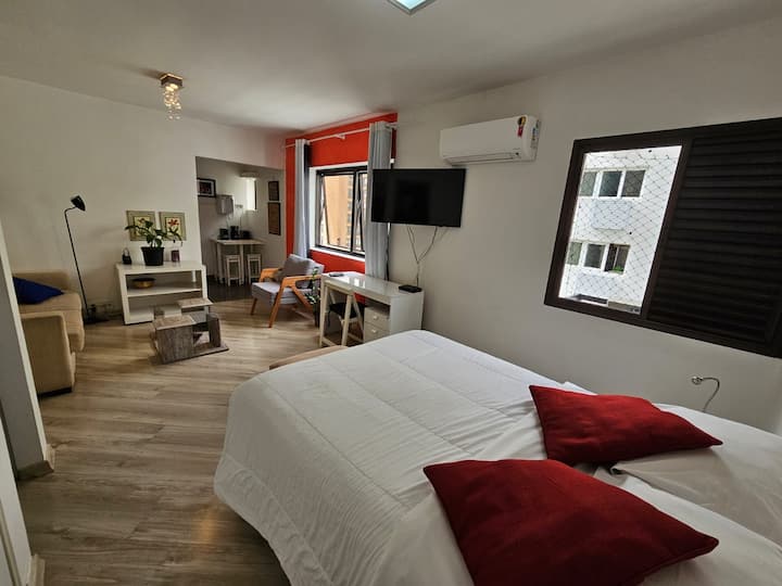 Chez Adriano!seu Canto Em áRea Nobre Com Vaga! - São Paulo