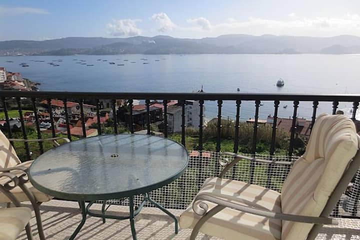 Mirador Al Mar. - Combarro